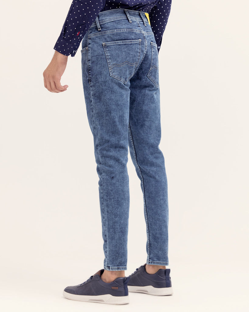 Men Carrot Fit Denim